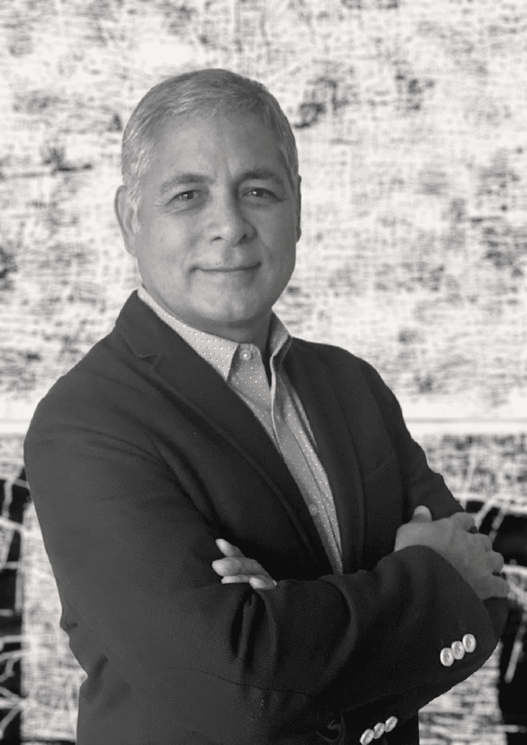 JORGE ROMAN - Rebaza Alcázar & de las Casas